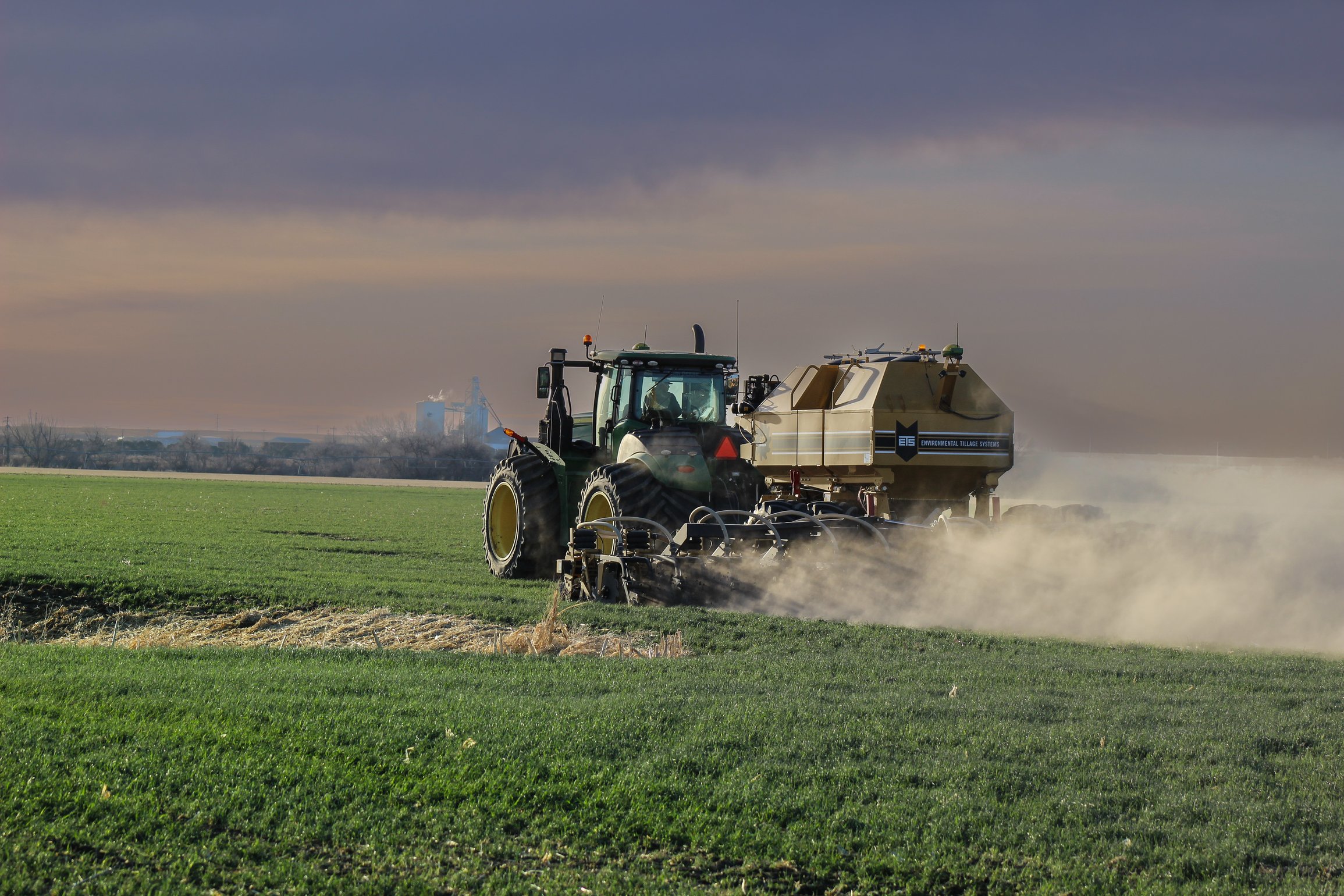 Versatility, Efficiency, Maneuverability: SoilWarrior